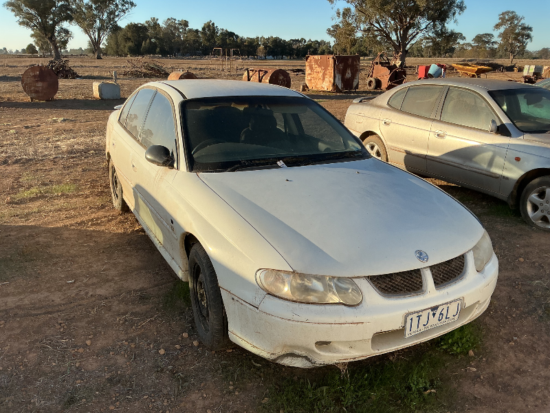 Lot 111 - Holden Commodore Acclaim series 2 | AuctionsPlus