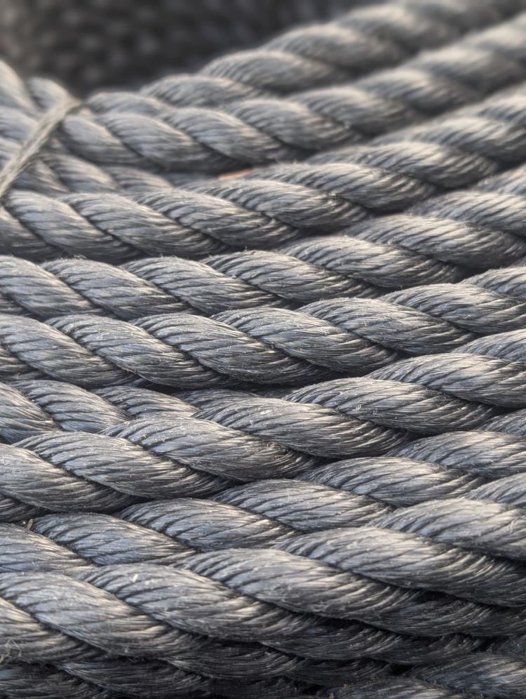 Lot 84 - 2x Duradan PPE Twisted Rope - 16mm x 220m | AuctionsPlus