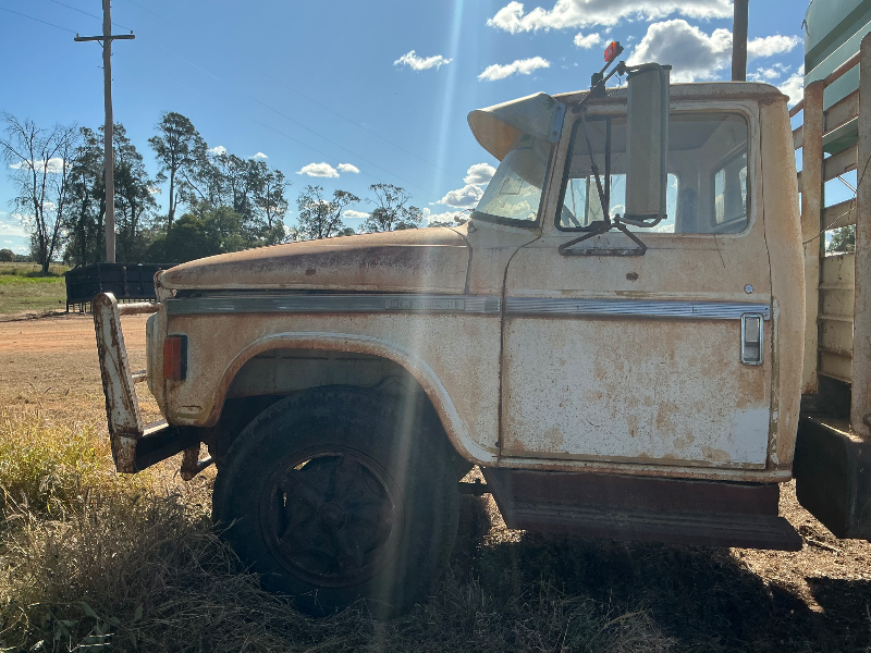 Lot 192 - DODGE TRUCK DEISEL | AuctionsPlus