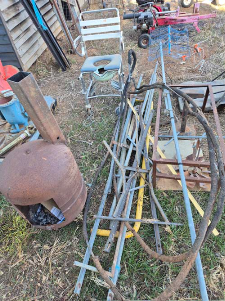 Lot 144 - Scrap | AuctionsPlus