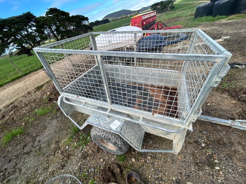 Lot 1 - Calf Trailer | AuctionsPlus