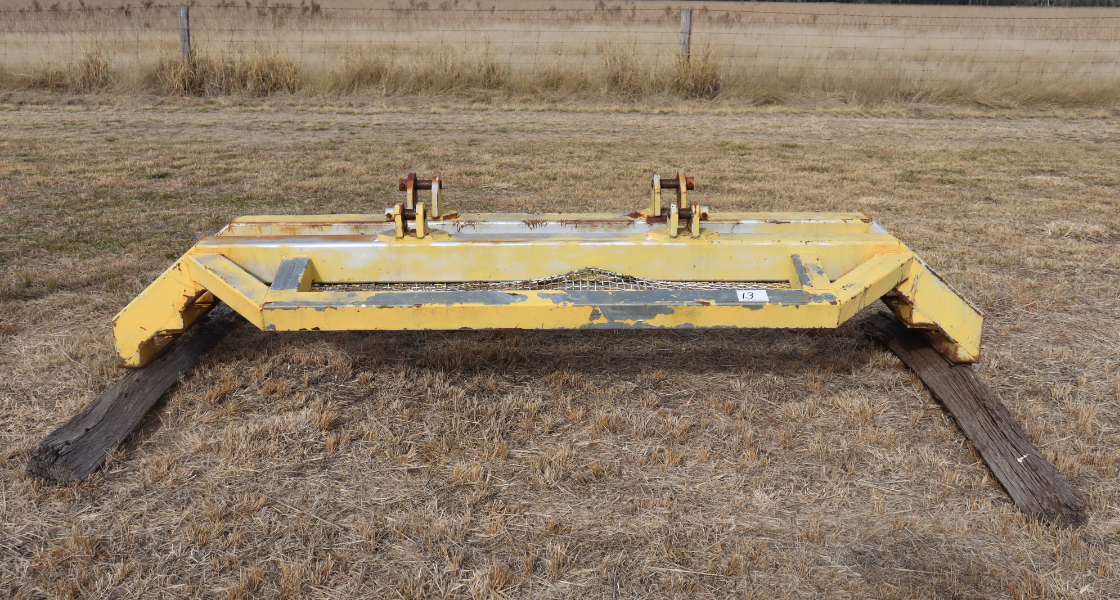 Lot 13 - Front mounted stick rake 3.2m (12 1/2 ft) | AuctionsPlus