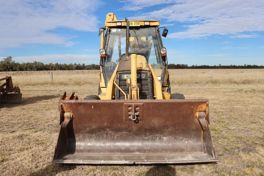 CAT 428C backhoe, 4 in one bucket, 6433 hrs, rear extender hoe ...