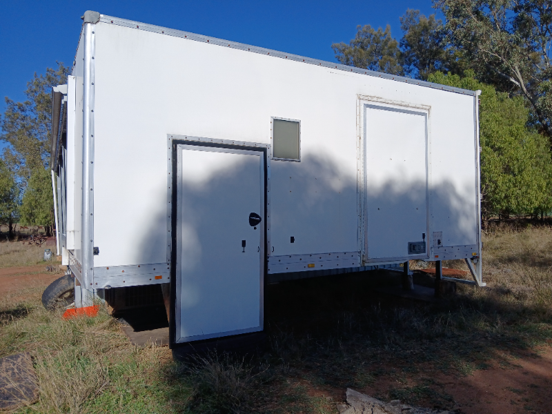 Lot 1 - PANTECH TRUCK BODY - 6M (L) X 2.7M (H) X 2.4M (W) | AuctionsPlus