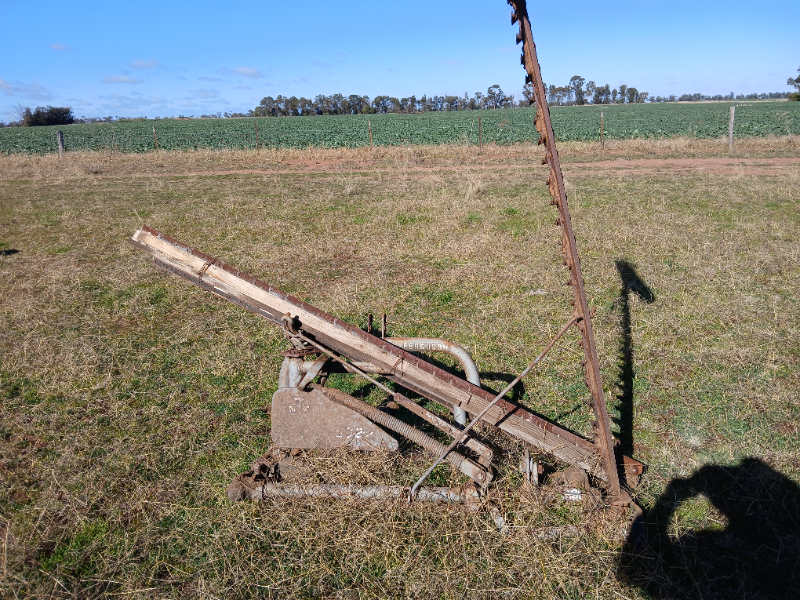 Lot 21 - MASSEY FERGUSON MOWER | AuctionsPlus