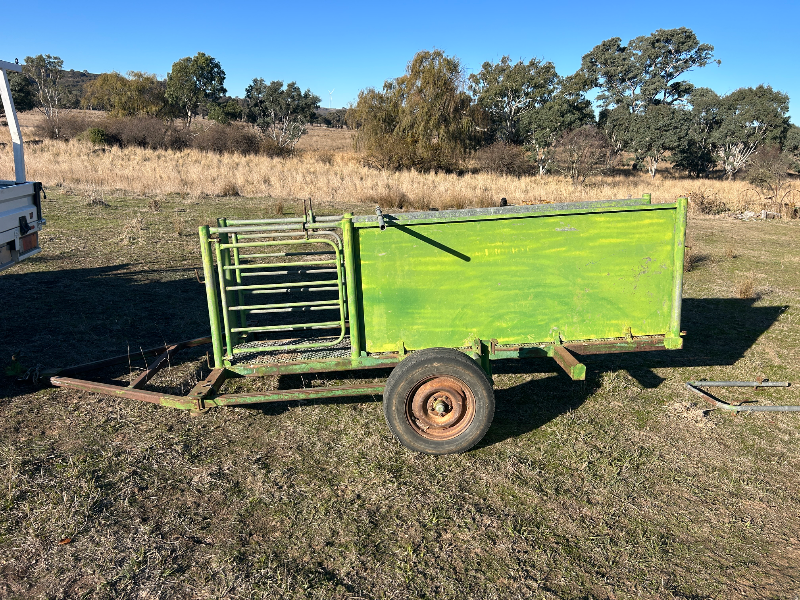 Lot 204 - mobile draft/portable yard trailer | AuctionsPlus