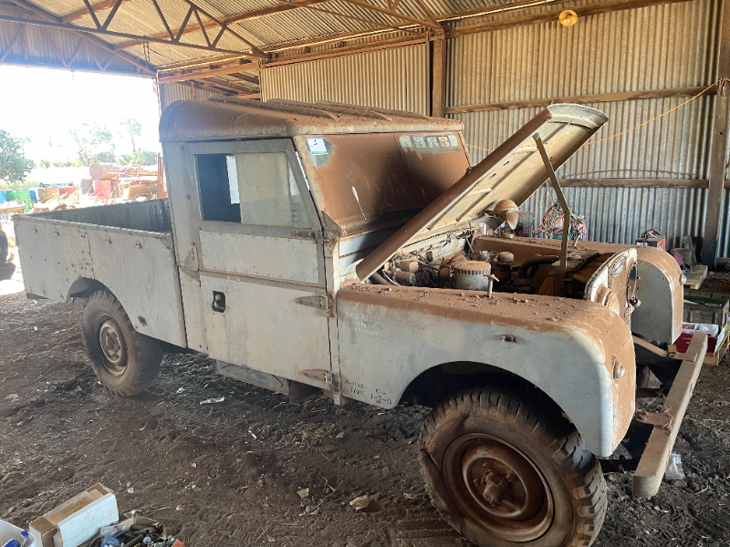 Lot 1 - Land Rover Ute- believed to be 1957 build, Body Number 863, Car ...