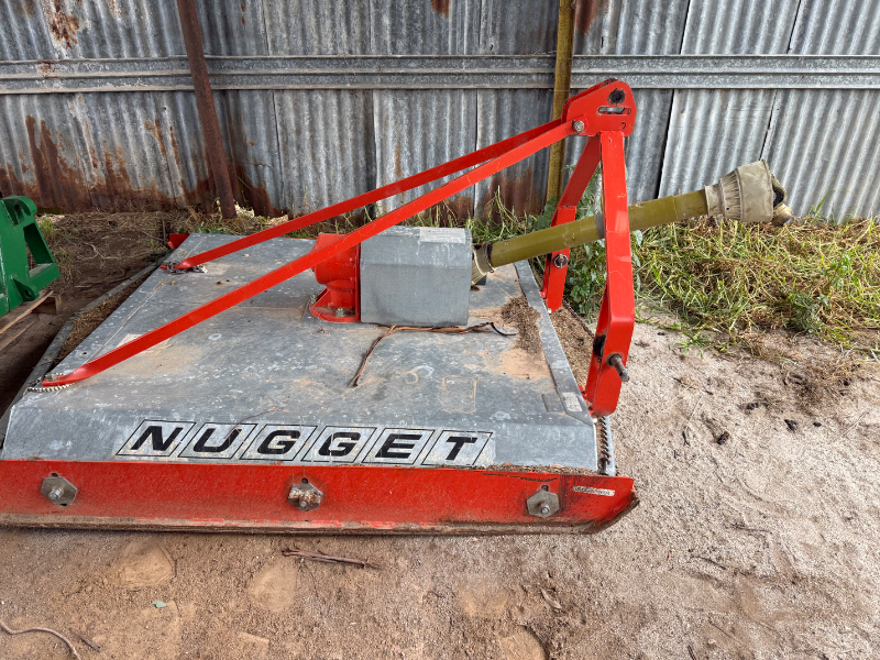 Lot 16 - Howard Nugget Slasher | AuctionsPlus