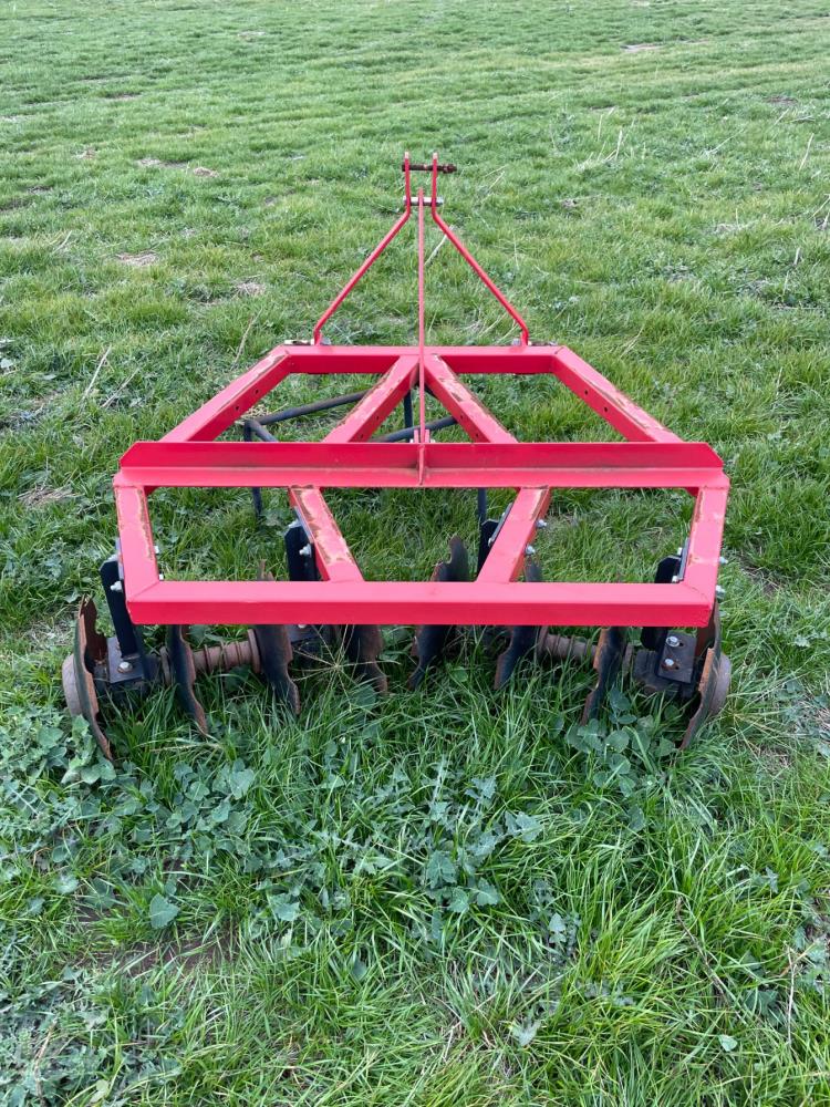 Lot 319 - Two way 5ft disc | AuctionsPlus
