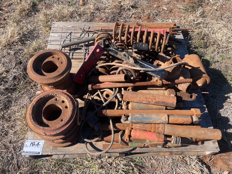 Lot 184 - Sundry steel and old shock absorbers. | AuctionsPlus