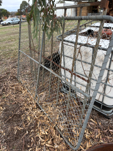 Lot 34 - CHAIN MESH GATE 2400MM X 1400MM | AuctionsPlus