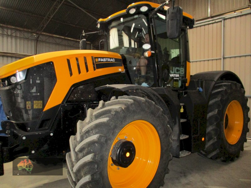 Lot 2 - (8690) Fastrac 8330 Model 2019 Year | AuctionsPlus