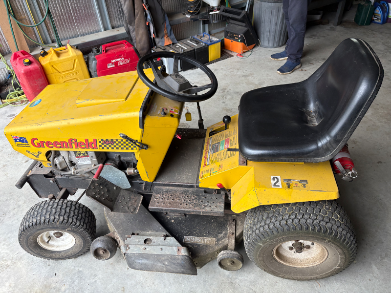 Lot 259 - GREENFIELD RIDE-ON MOWER | AuctionsPlus