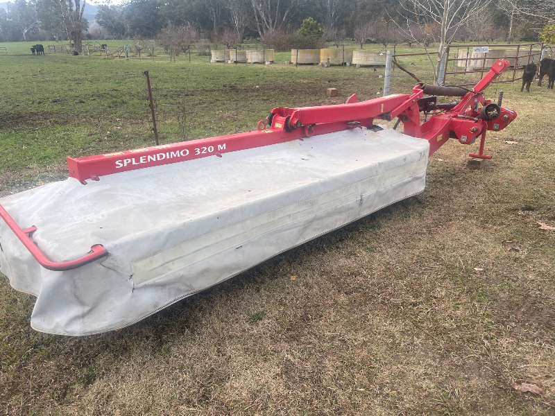 LOT 11 - Lely Spendimo 320 hay mower | AuctionsPlus