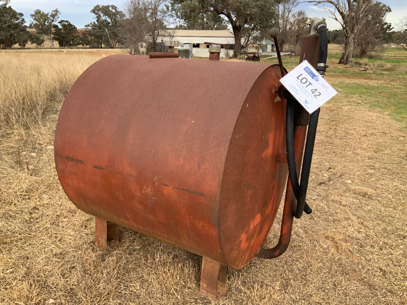 Lot 42 - Fuel Tank | AuctionsPlus