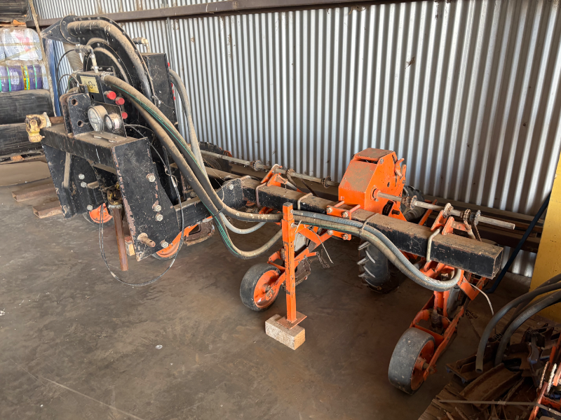 07 - Small Seed Bar | AuctionsPlus