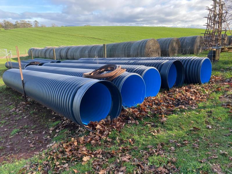 Lot 72 - *UNUSED* Corrutech Culvert Pipe - 600mm x 6m | AuctionsPlus