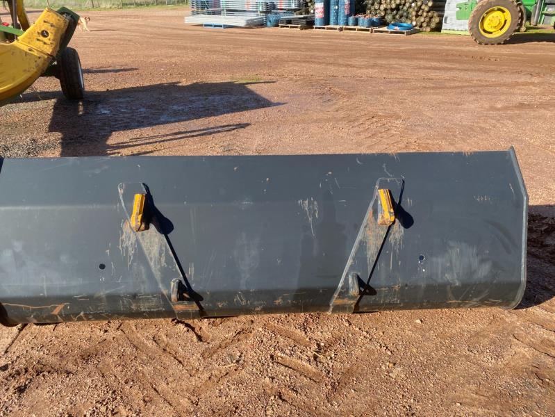 Lot 92 - Original Implement FEL Bucket - 2.4m, Euro Hitch | AuctionsPlus