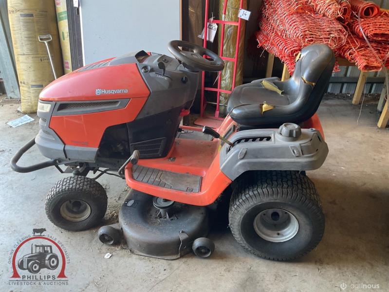 Lot 3 - Husqvarna YTH2042 Ride On Mower | AuctionsPlus
