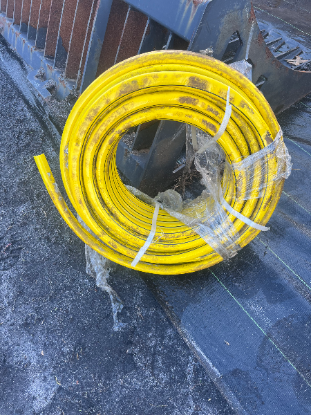 Lot 143 - Shop Soiled Hose | AuctionsPlus