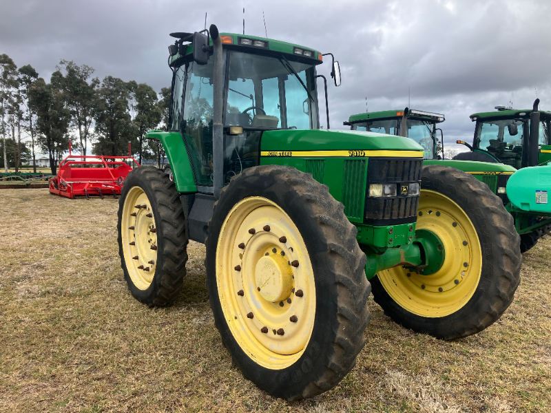 Lot 260 - John Deere 7410 Tractor | AuctionsPlus