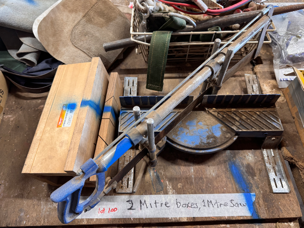 Lot 100 - Mitre Saw & saw boxes. | AuctionsPlus