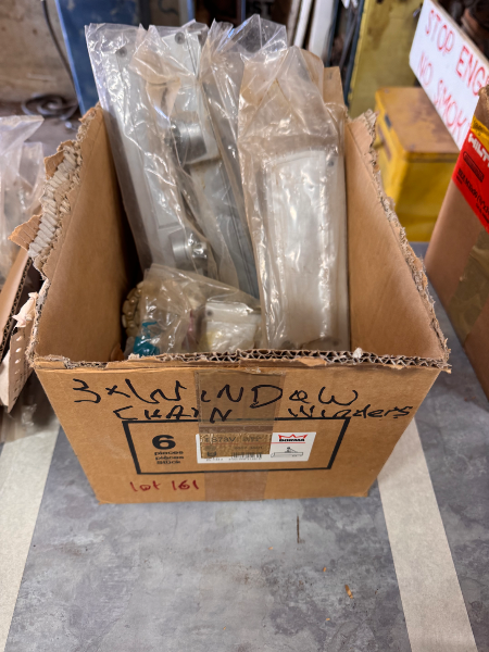 Lot 161 - Window Chain & Winders. | AuctionsPlus