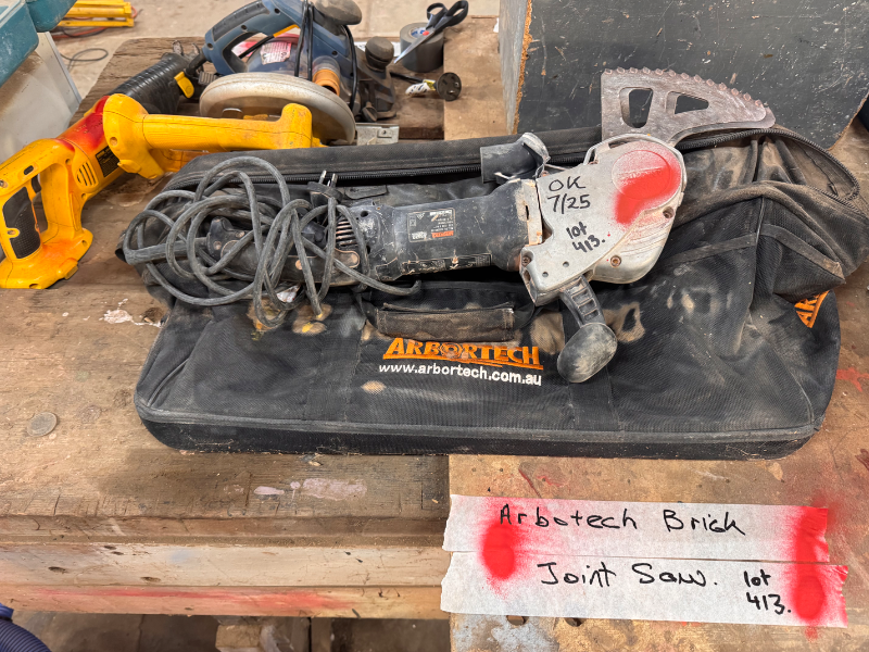 Lot 413 - Brick Joint Saw. | AuctionsPlus