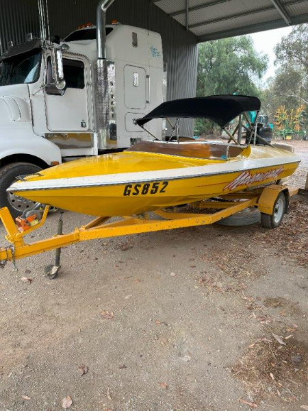 Lot 108 - Bullet 1600 Speed Boat | AuctionsPlus