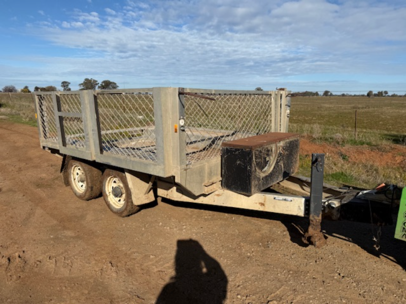 Lot 19 - TANDEM TRAILER | AuctionsPlus