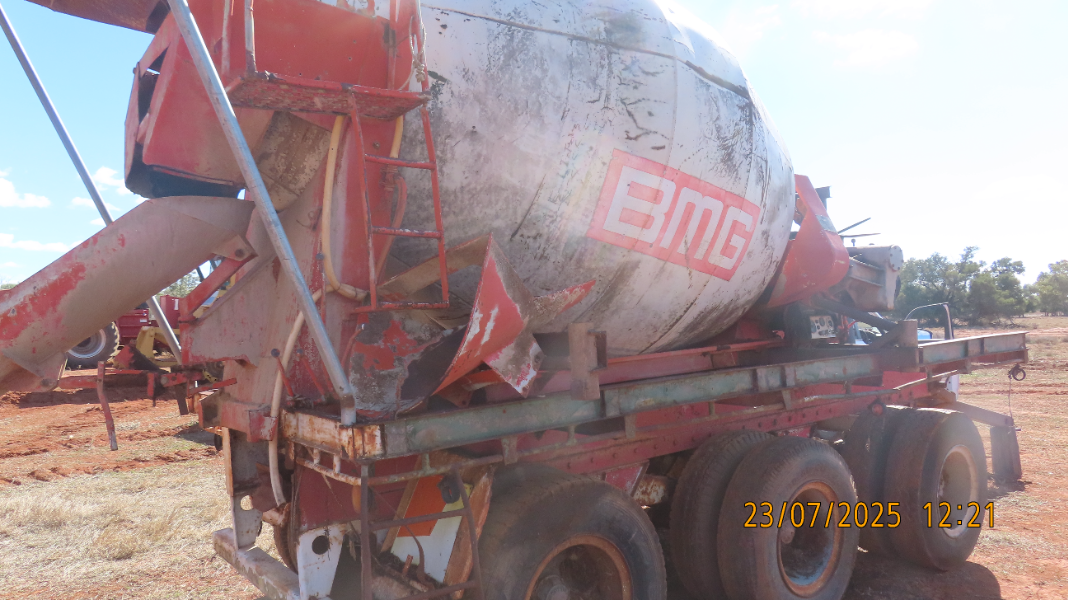 Lot 28 - Fowler Rex Mixer | AuctionsPlus