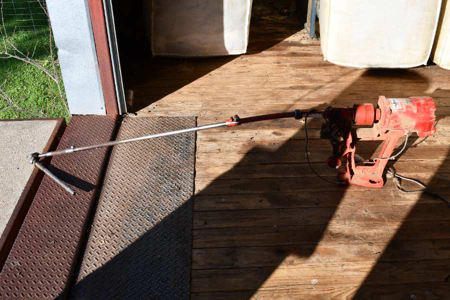 Lot 52 - Sunbeam Super Pro shearing plant | AuctionsPlus