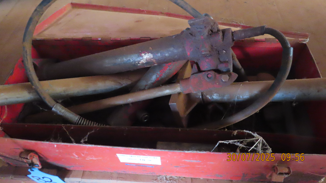 Lot 82 - Porter Power Kit | AuctionsPlus