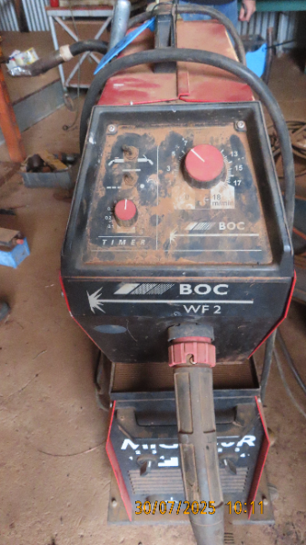Lot 93 - BOC WF2 Welder | AuctionsPlus