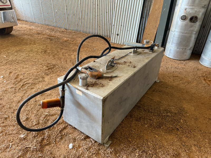 Lot 76 - Diesel Tank/Fuel Pod With 12v Pump | AuctionsPlus