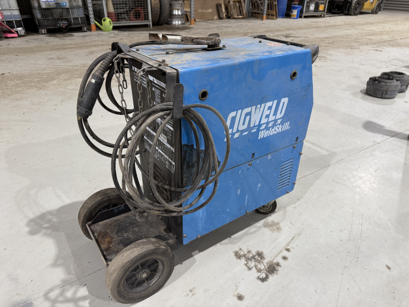Lot 41 - Cigweld Weldskill 250Mig Welder | AuctionsPlus