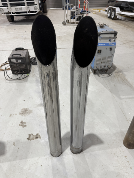 Lot 86 - Pair of Stainless Truck Exhaust Stacks | AuctionsPlus