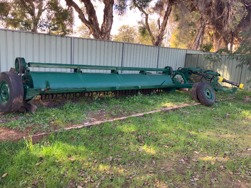 Lot 25 - Mulcher | AuctionsPlus