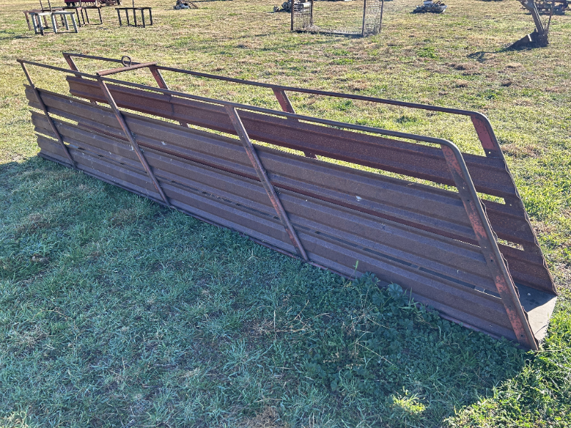 Lot 35 - Portable Shep Race | AuctionsPlus