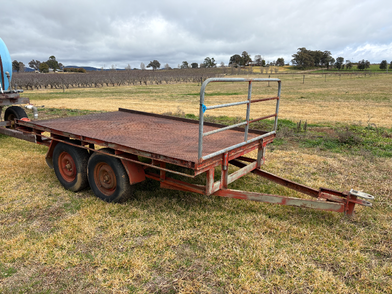 Lot 2 - Double axle trailer - unregistered | AuctionsPlus