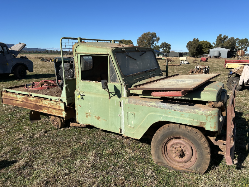 Lot 69 - Nissan Patrol Ute | AuctionsPlus