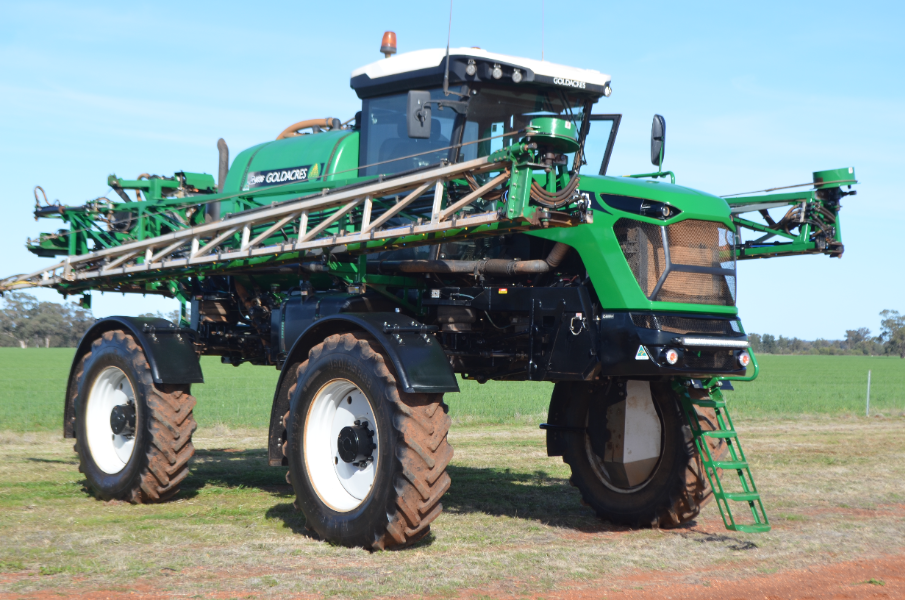 Lot 200 - 2020 Goldacres G4 Self Propelled Boomspray | AuctionsPlus