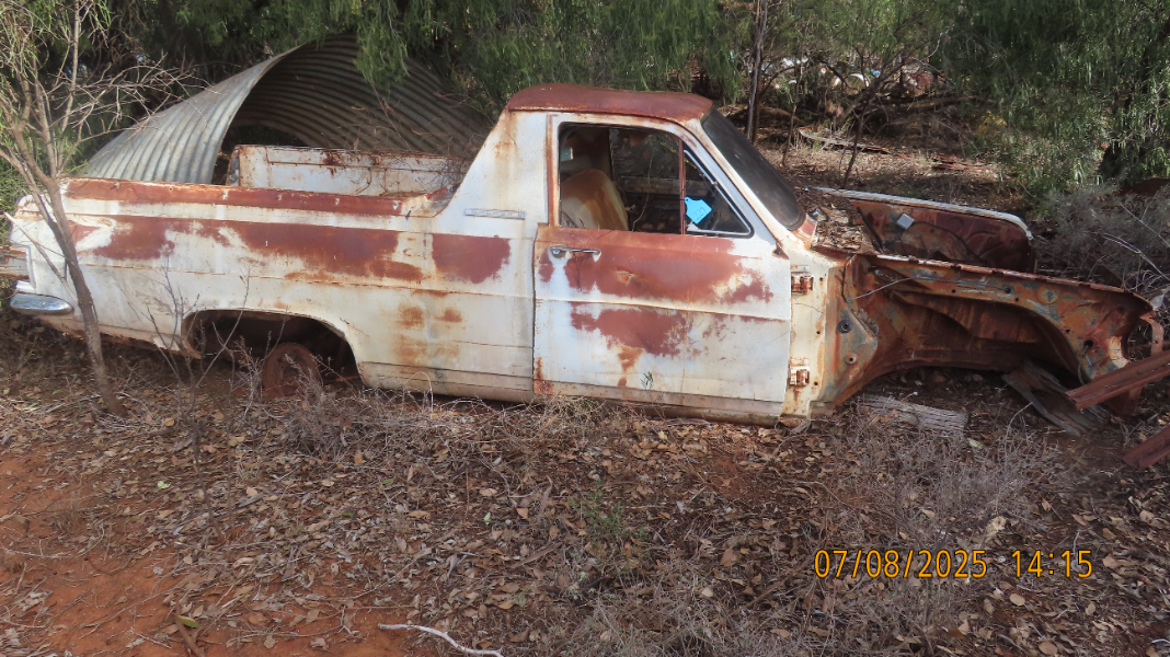 Lot 229 - Holden HR ute scrap | AuctionsPlus