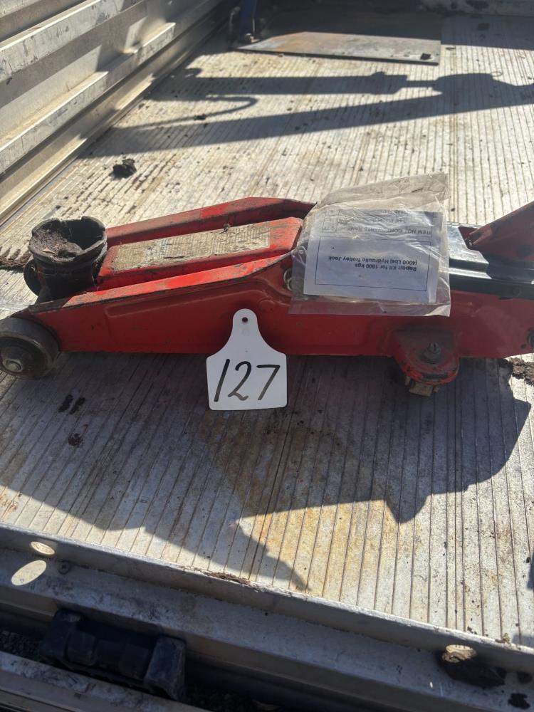 Lot 127 - Red Hydraulic Trolley Jack 1800KG & SCA Hydraulic Trolley ...