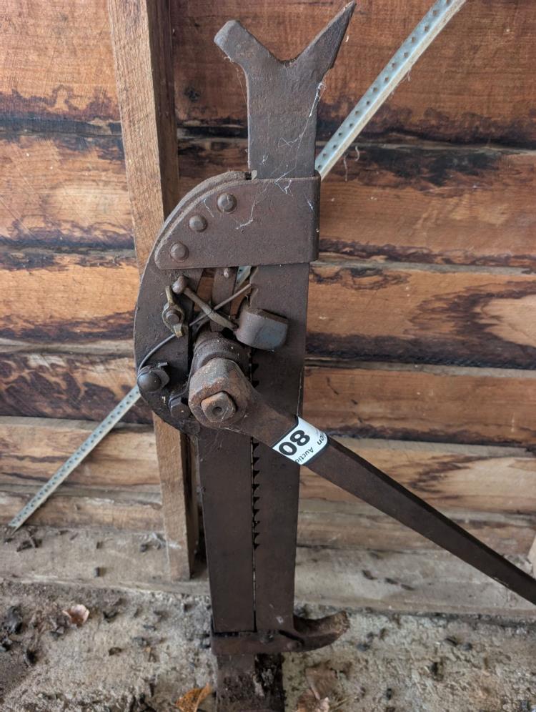 Lot 80 - Trewhella Jack | AuctionsPlus