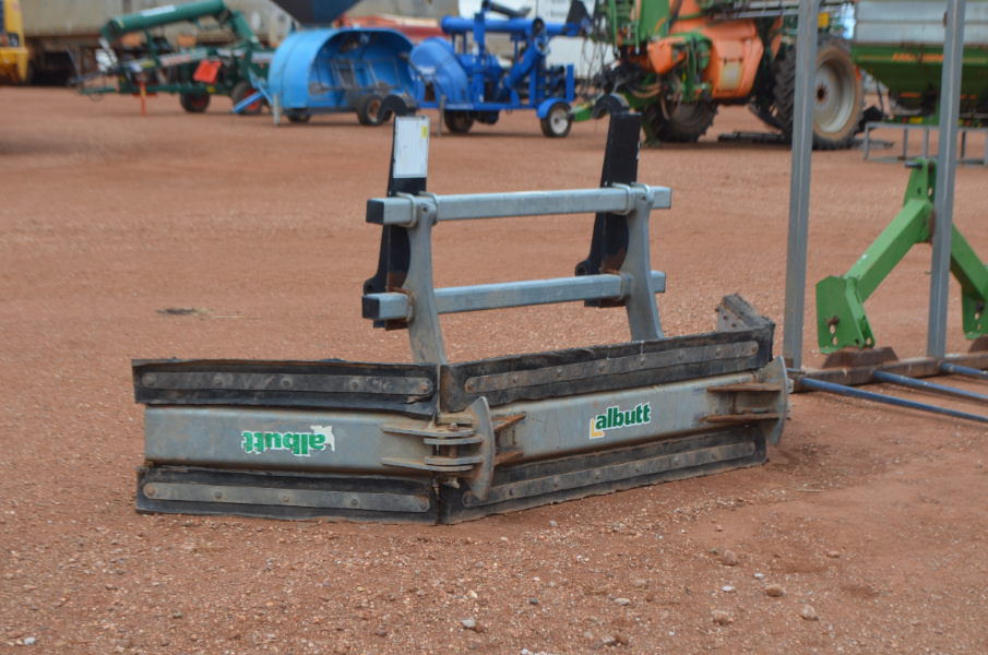 Lot 149 - Allbutt Manure Scraper | AuctionsPlus