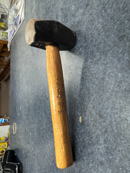 LOT 187 - Mallet | AuctionsPlus