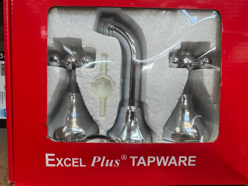 LOT 309 - Excel Bath Tapware & Spout Set | AuctionsPlus