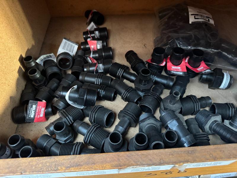 LOT 388 - Assorted Poly Fitttings | AuctionsPlus