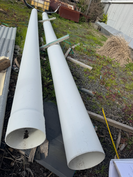 LOT 660 - PVC Pipe x 2 | AuctionsPlus